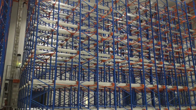 4,700 Storage Spaces—Shuttle Storage Project for a Food Company ...