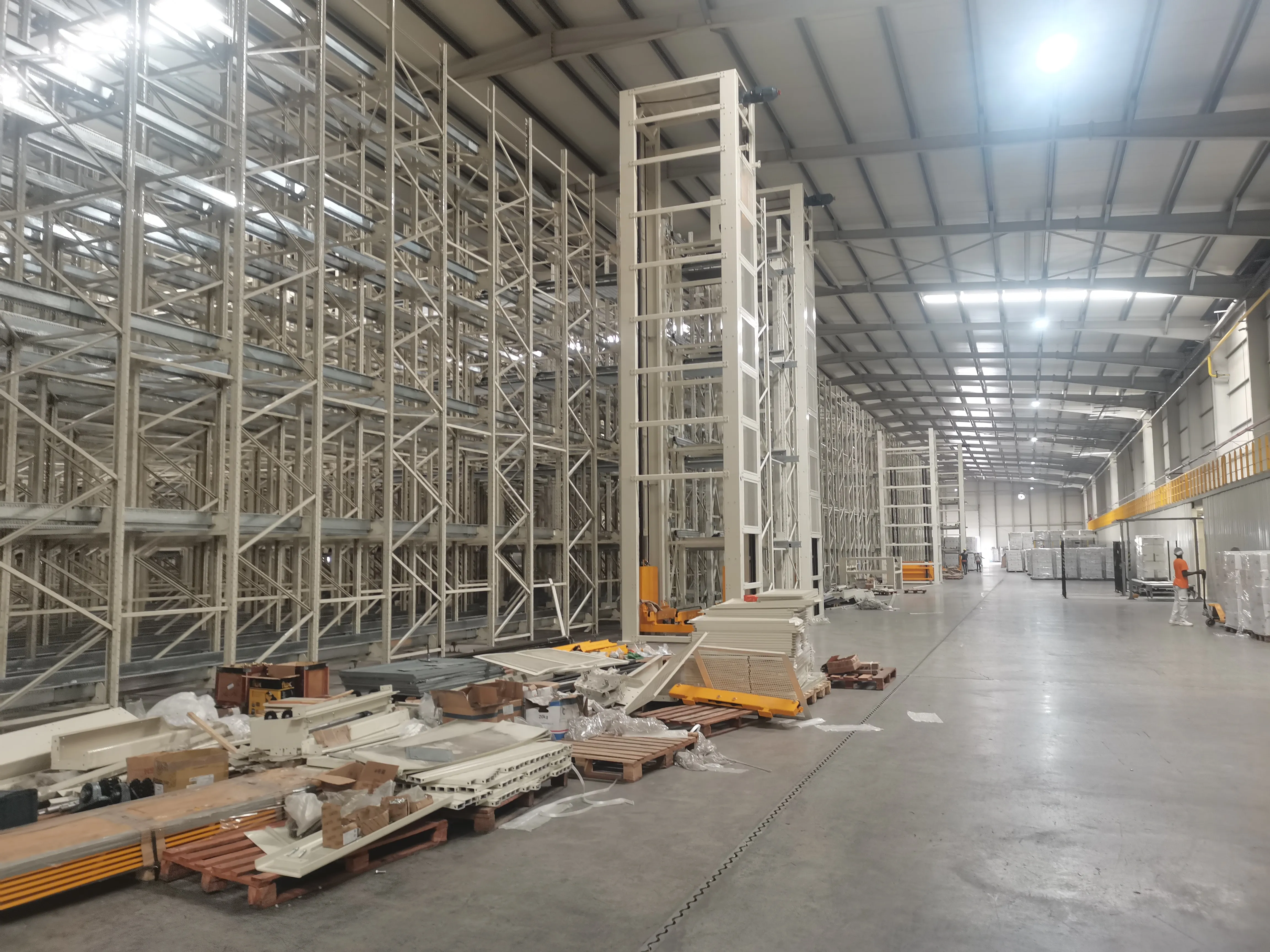 Smart Stereoscopic Warehouse Project—12,000 Pallet Positions, 12 Cold ...